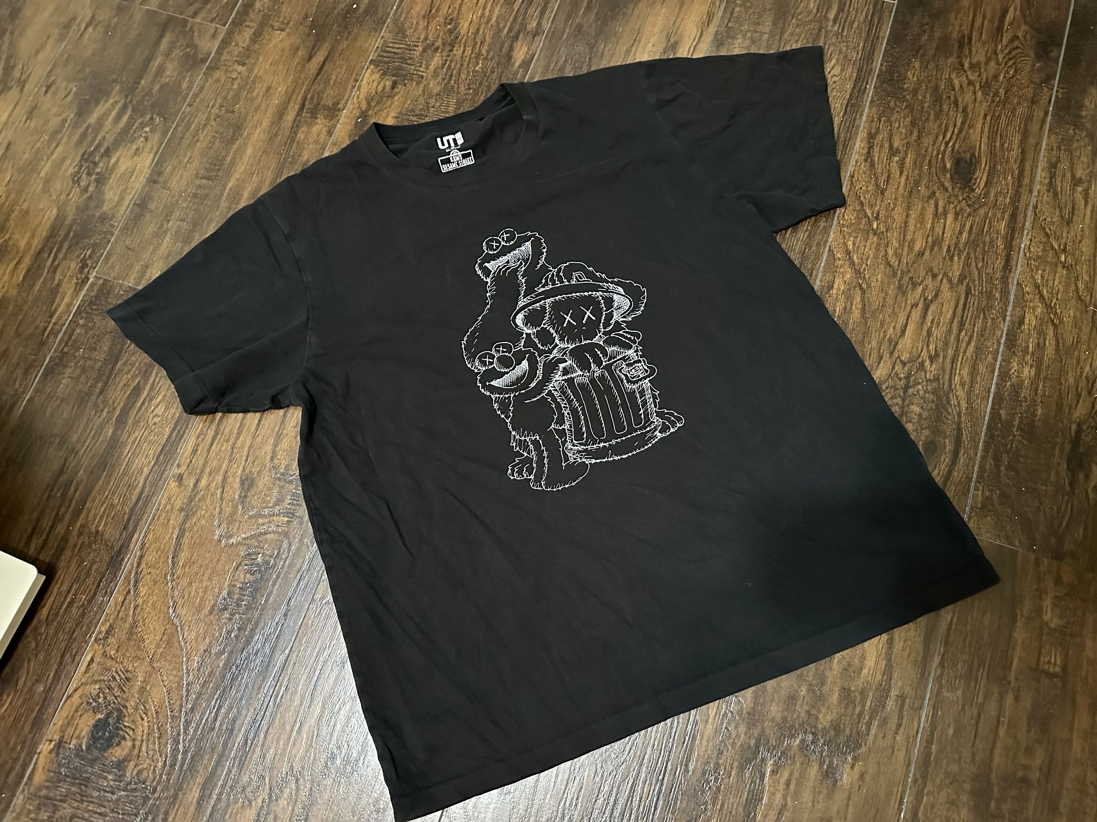 Kaws × Uniqlo KAWS x Uniqlo x Sesame Street Companion Trash Can Tee ...