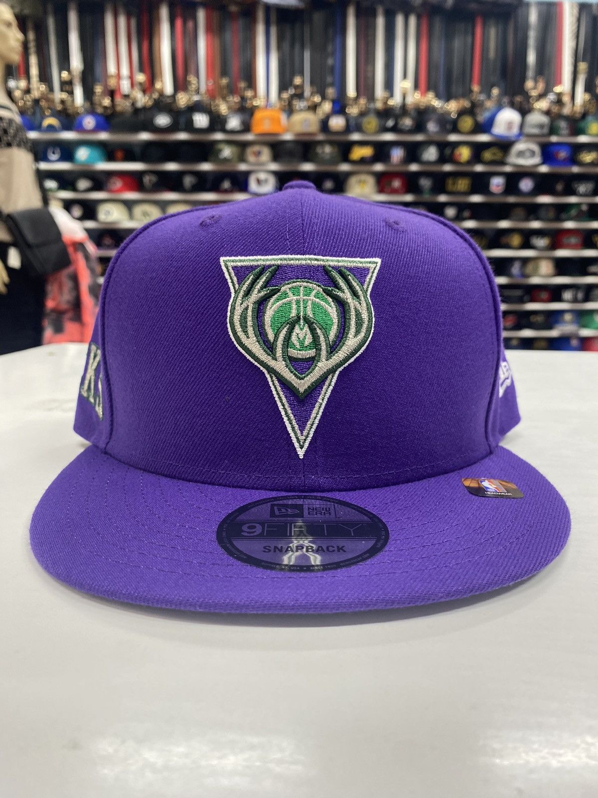 New Era Milwaukee Bucks ALT Logo Purple NBA New Era 9Fifty SnapBack ...
