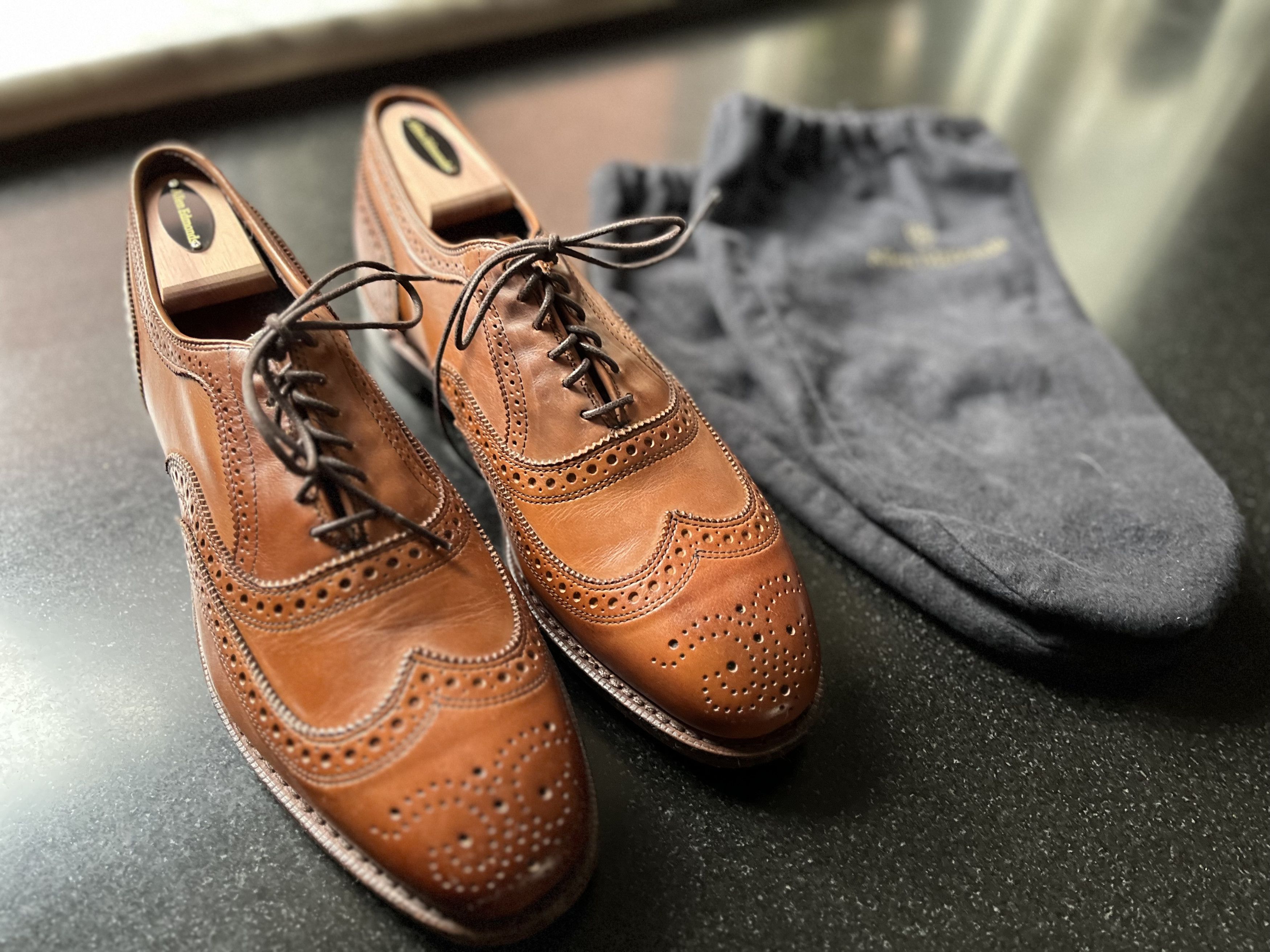 Allen Edmonds Allen Edmonds Jefferson Wingtip in Walnut | Grailed