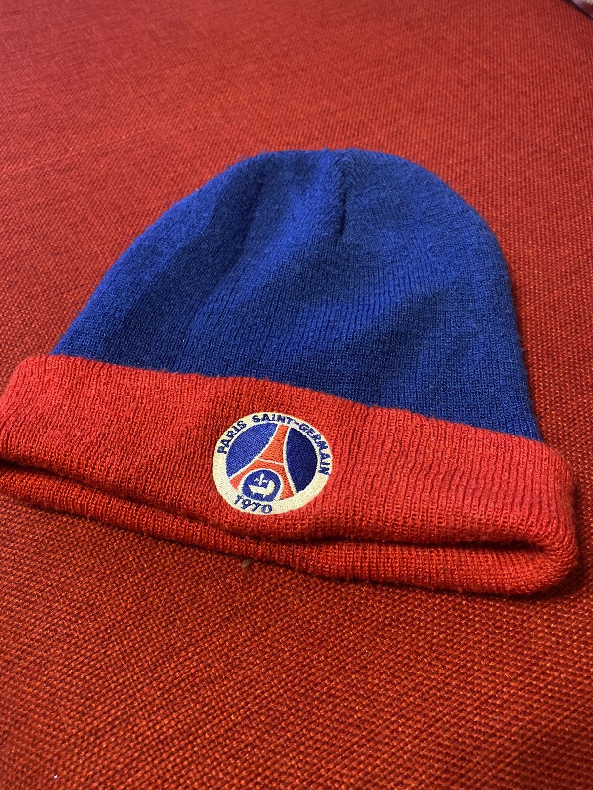 Nike × Vintage Paris Saint Germain psg nike football Vintage winter hat ...