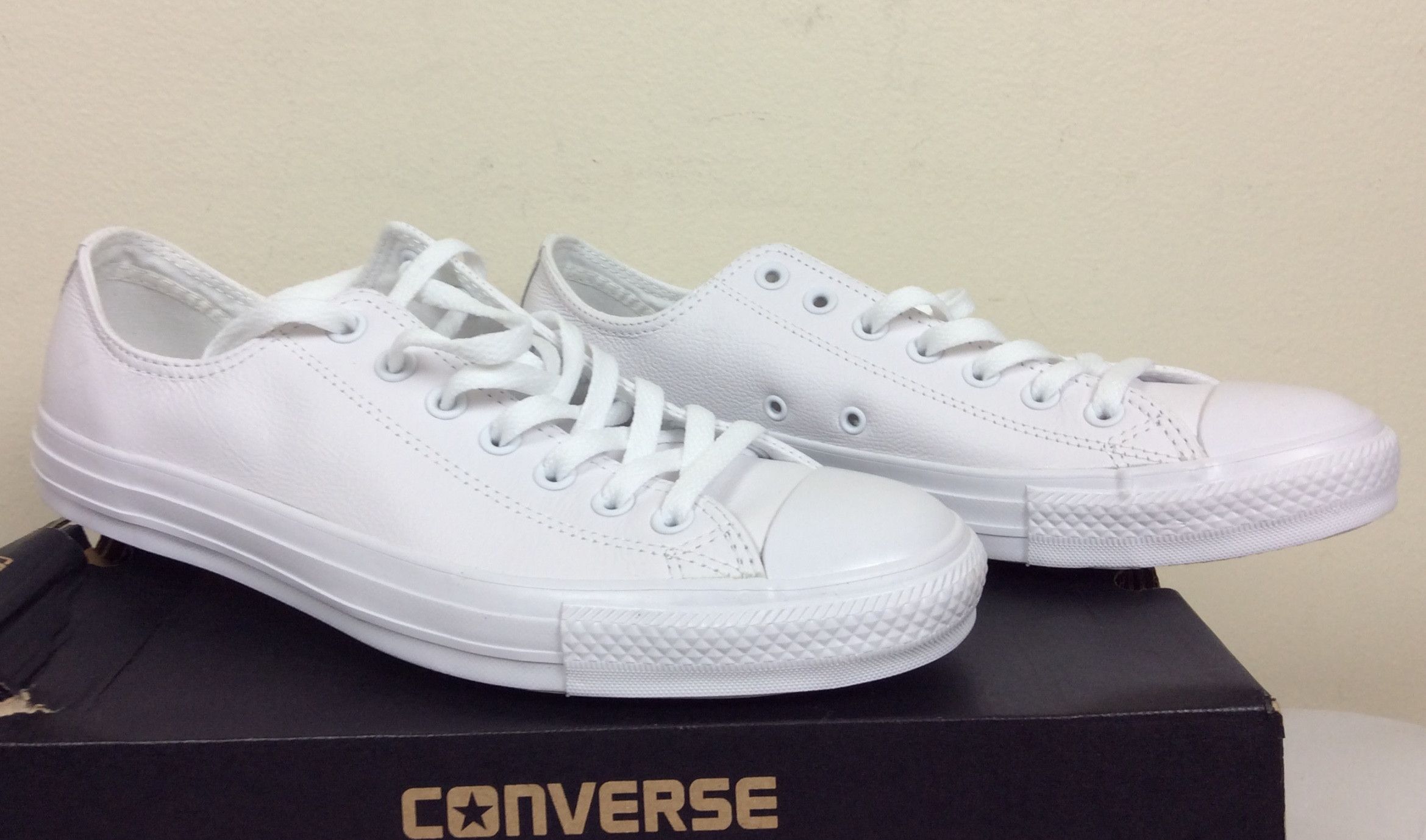 Converse Brand New Converse All Star All-White Leather Sneakers Shoes ...