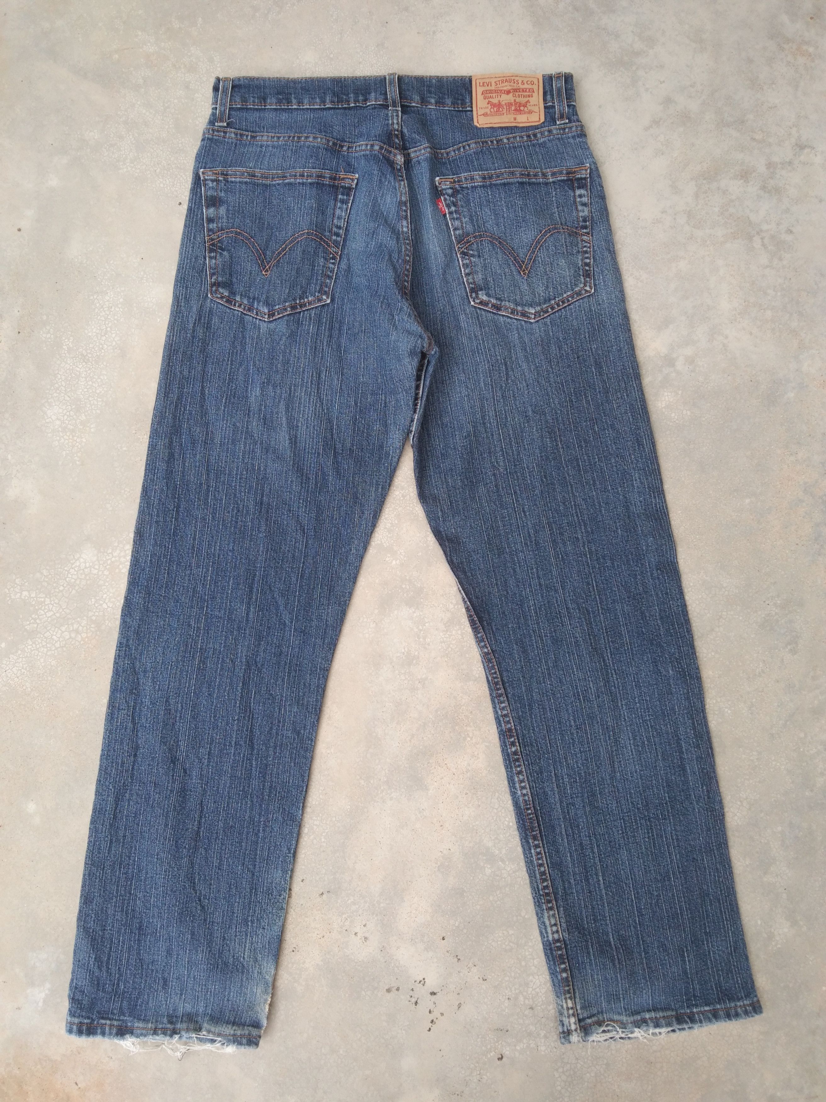 Jean × Levi's × Vintage Vintage Levi's Jeans Regular Fit Distressed ...