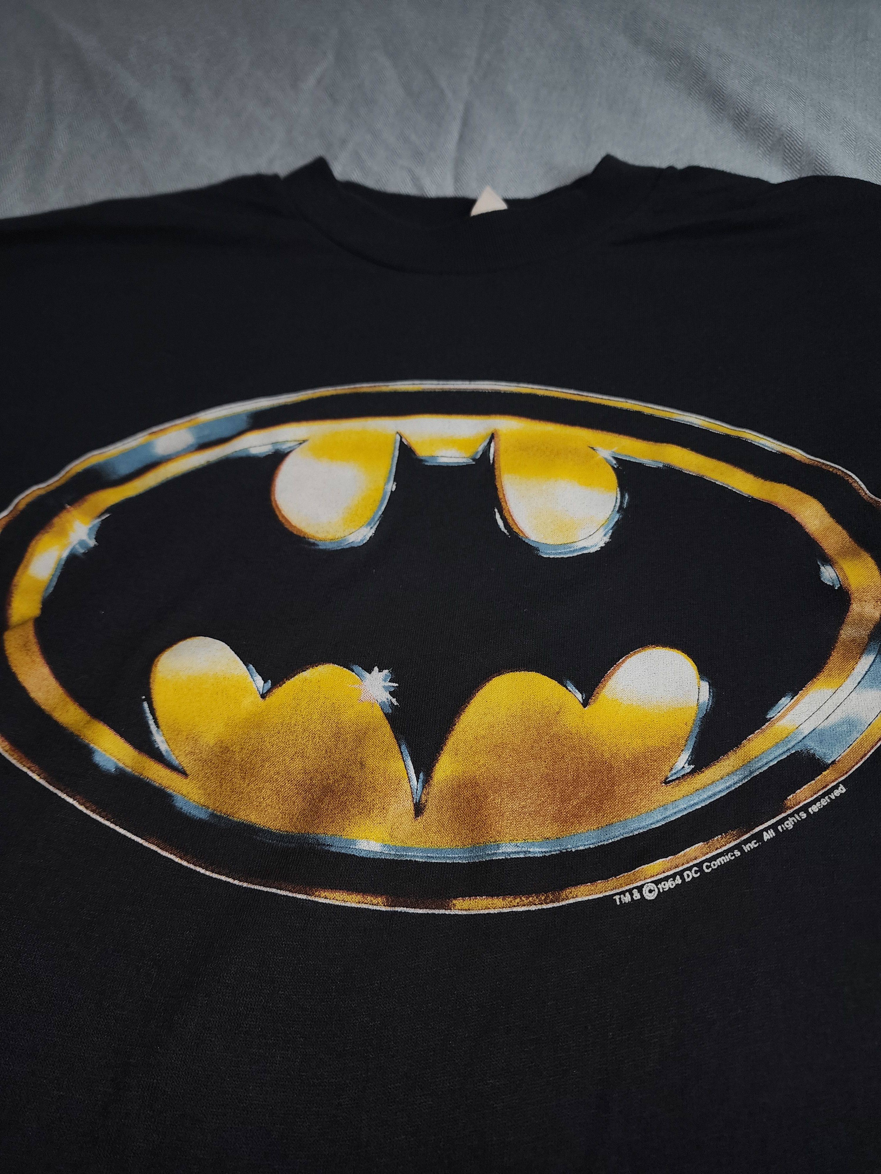 Batman × Dc Comics Vintage 1989 DC Comics Tim Burton Batman Tshirt | Grailed