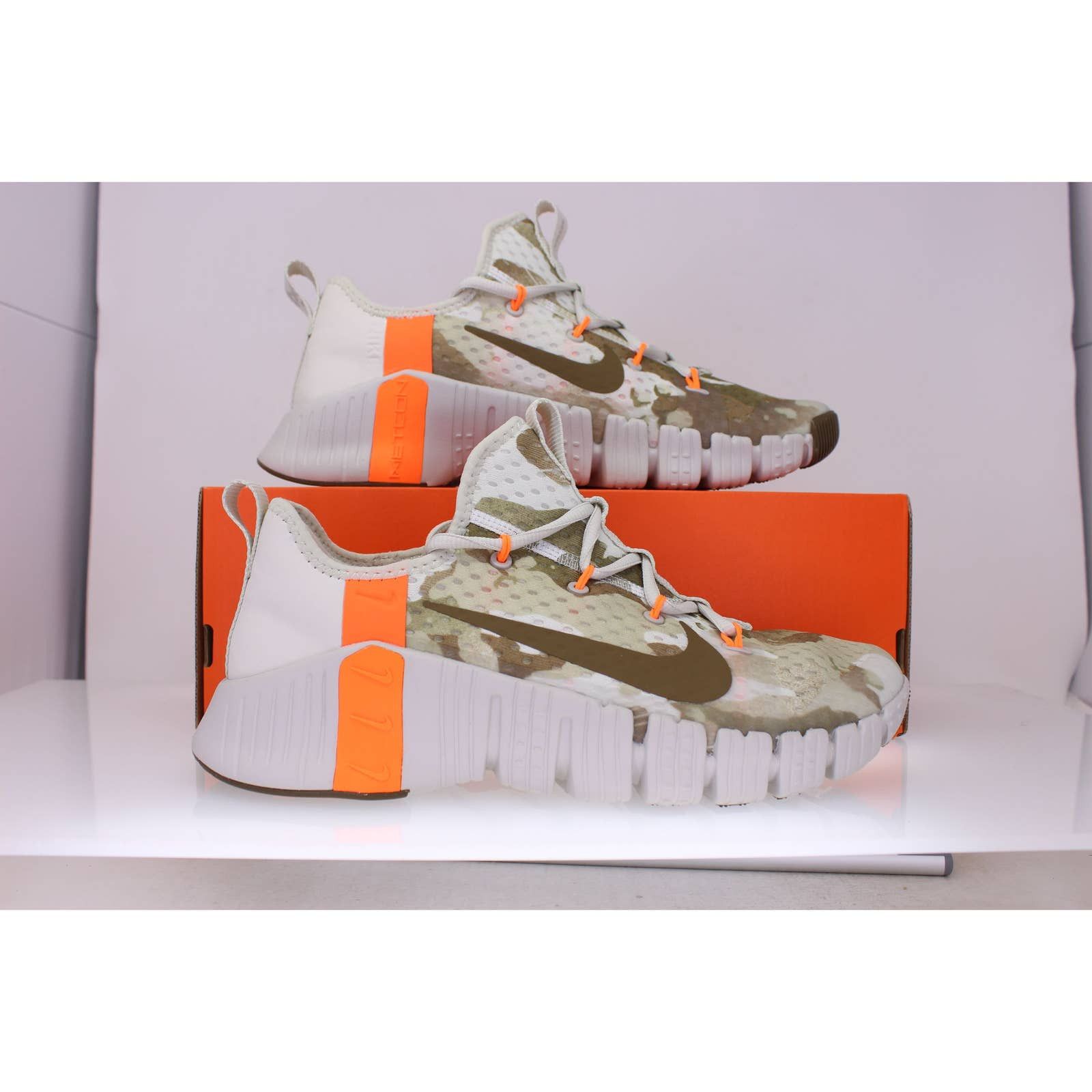 Nike Free Metcon 3 Light Bone/Brown CJ0861-028 | Grailed