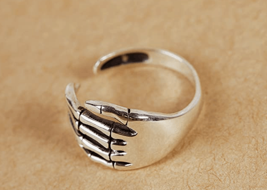 Vintage Gothic Silver Hand Ring | Grailed