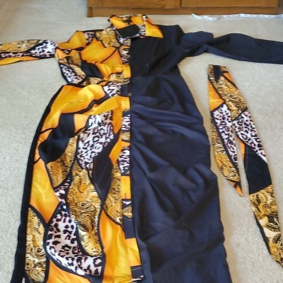 Vintage FHQ Collection Colorful Leopard Buttoned & Belted Midi Sexy ...