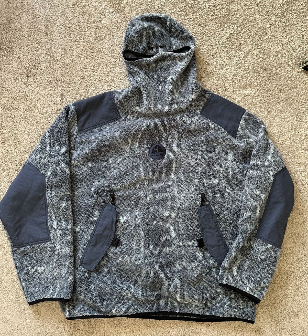 Supreme Nike ACG x Supreme Sherpa Balaclava | Grailed