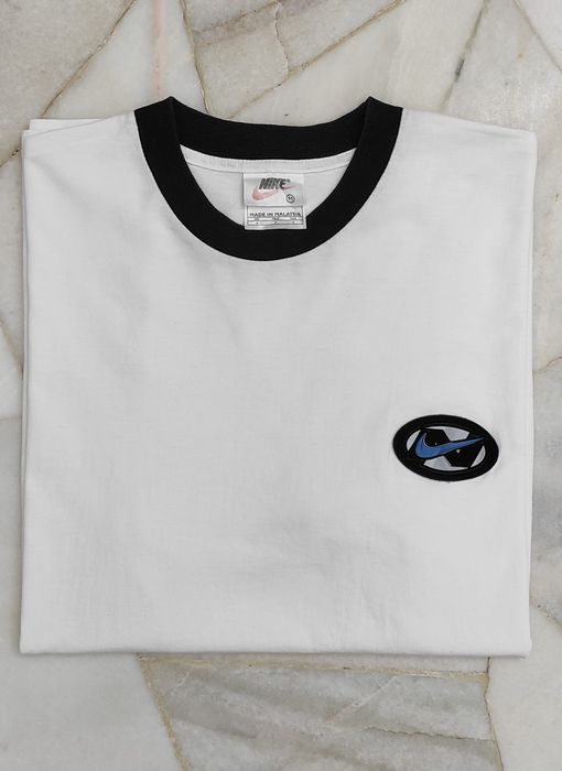 Nike Vintage Nike Air embroidered "N' patches Oval logo's tee | Grailed