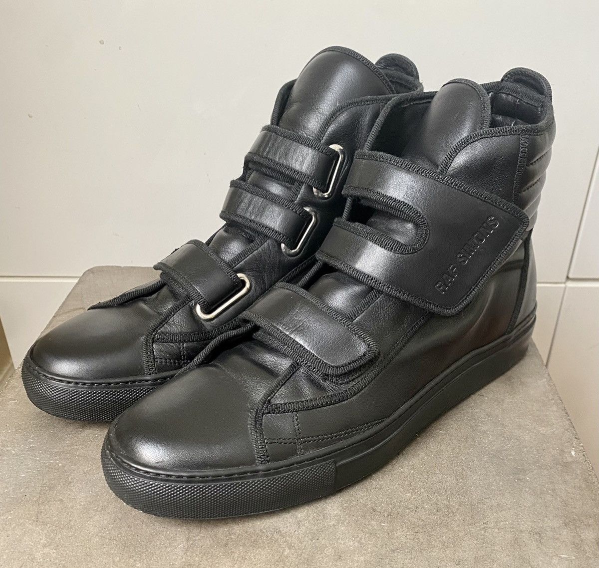 Raf Simons *Final Drop Before Delete* RAF Simons Velcro Hi Top Sneakers ...