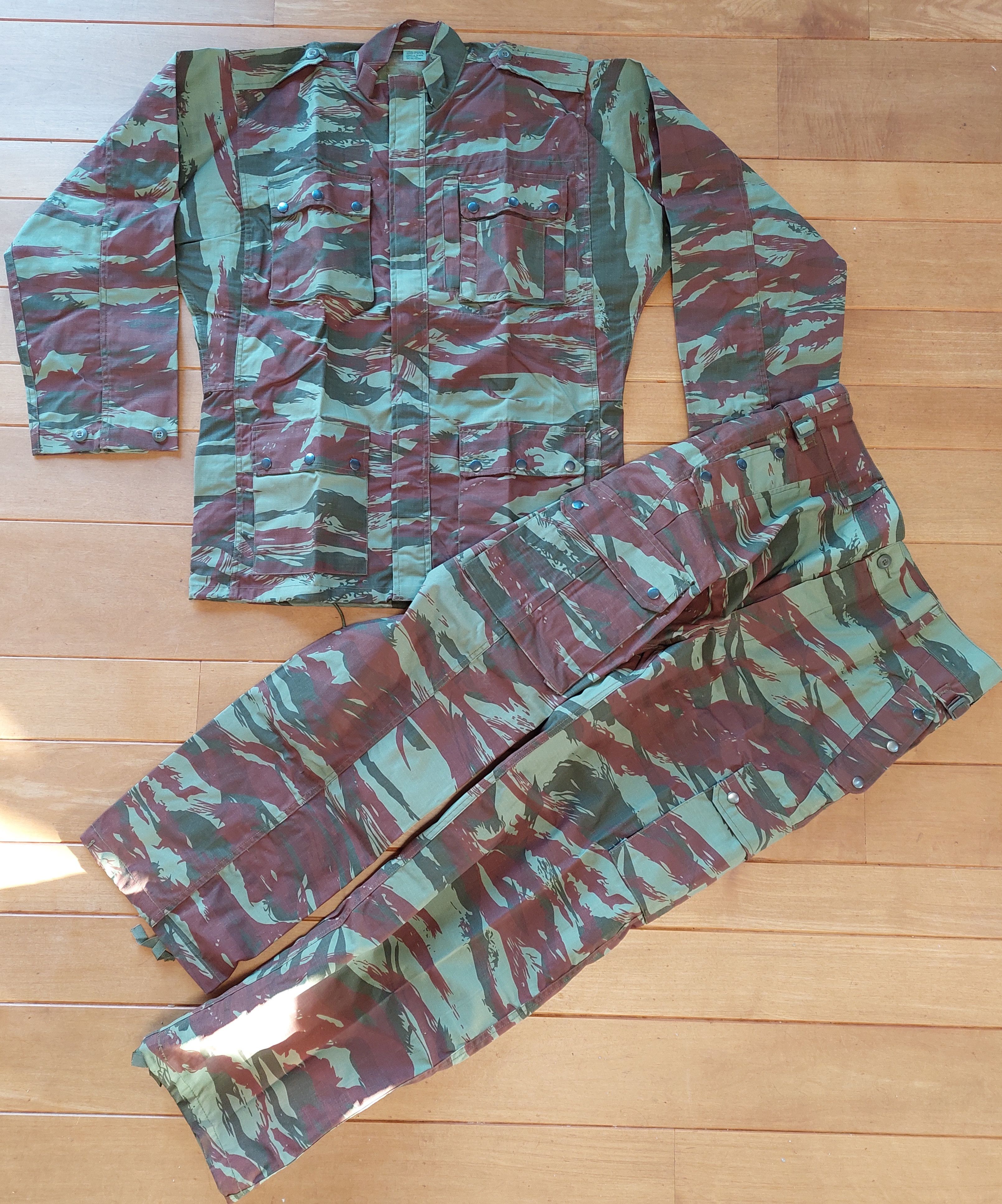 Military Rwandan Army Lizard Camo Uniform | Grailed