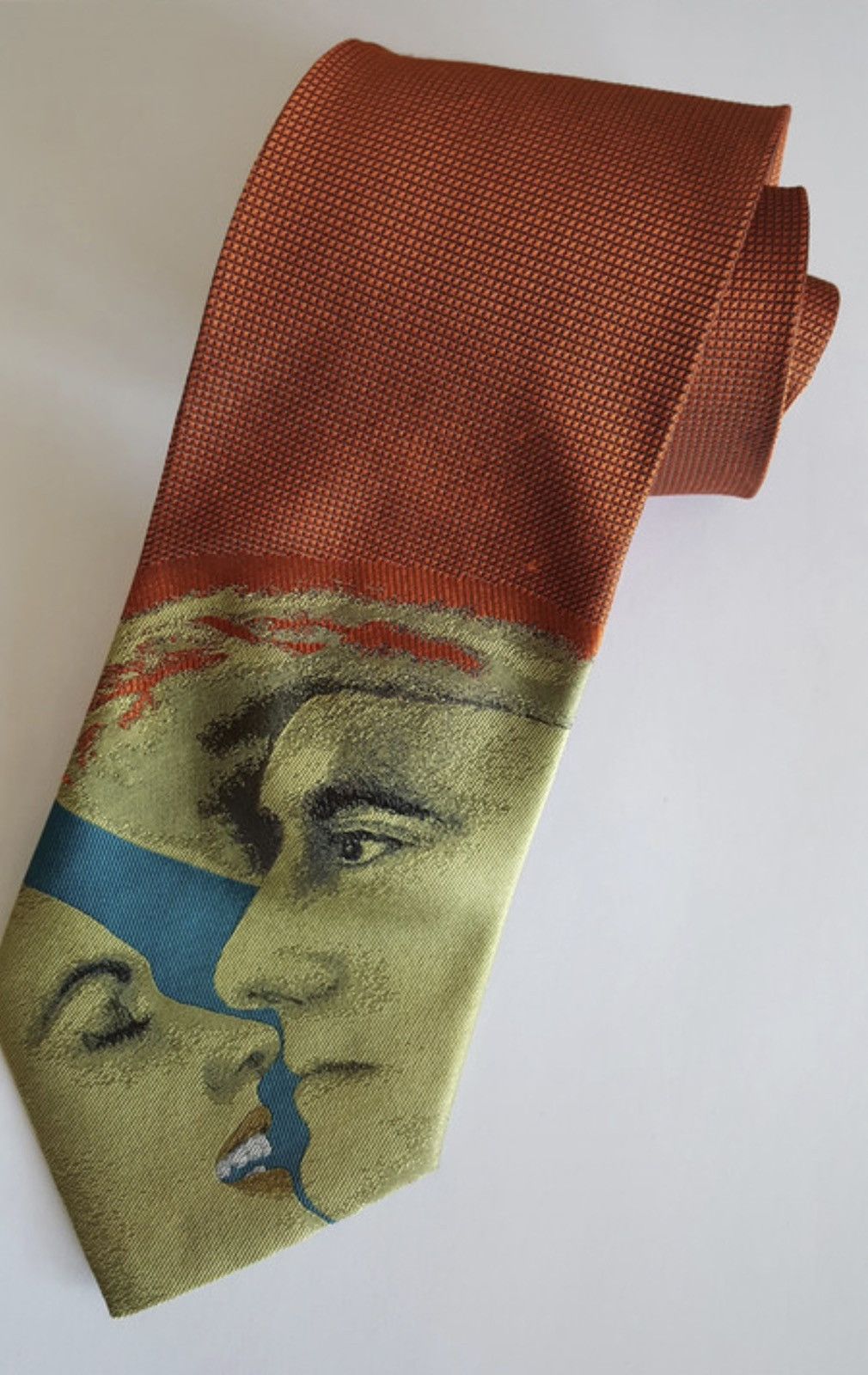 Jean Paul Gaultier 1998 Jean Paul Gaultier graphic “kiss” tie | Grailed