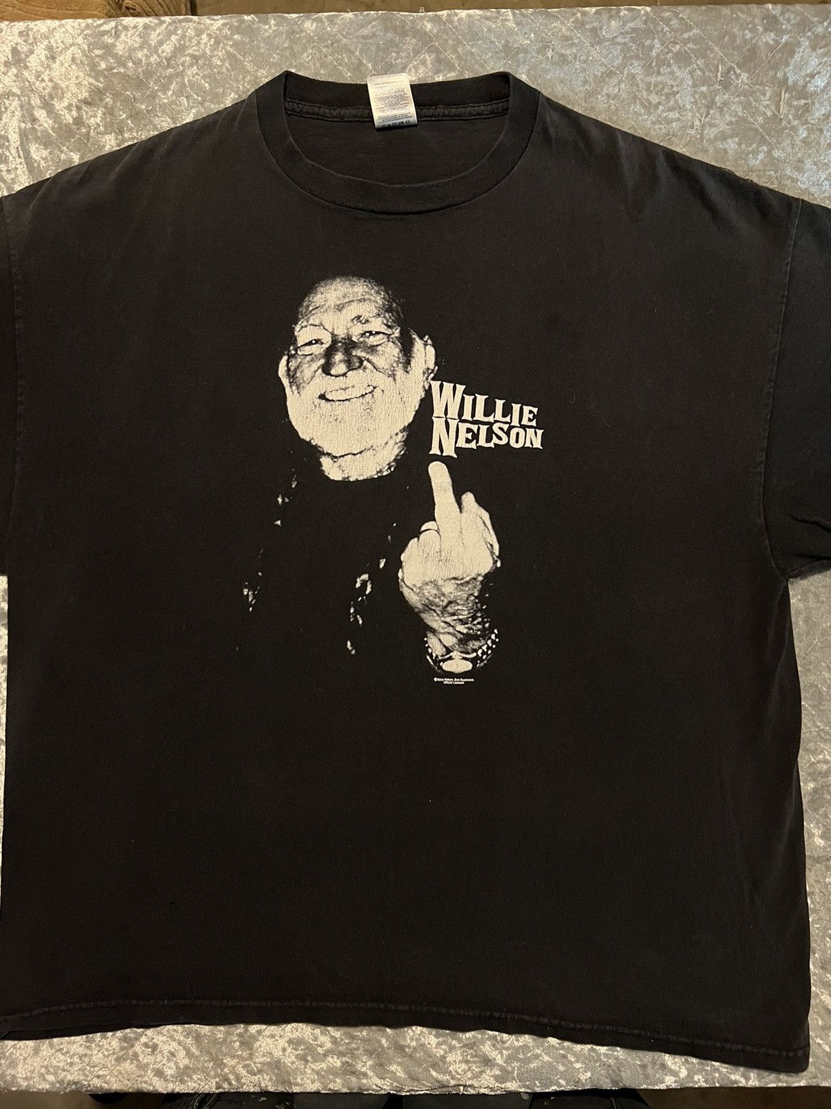 Band Tees × Vintage Willie Nelson Finger Tshirt | Grailed