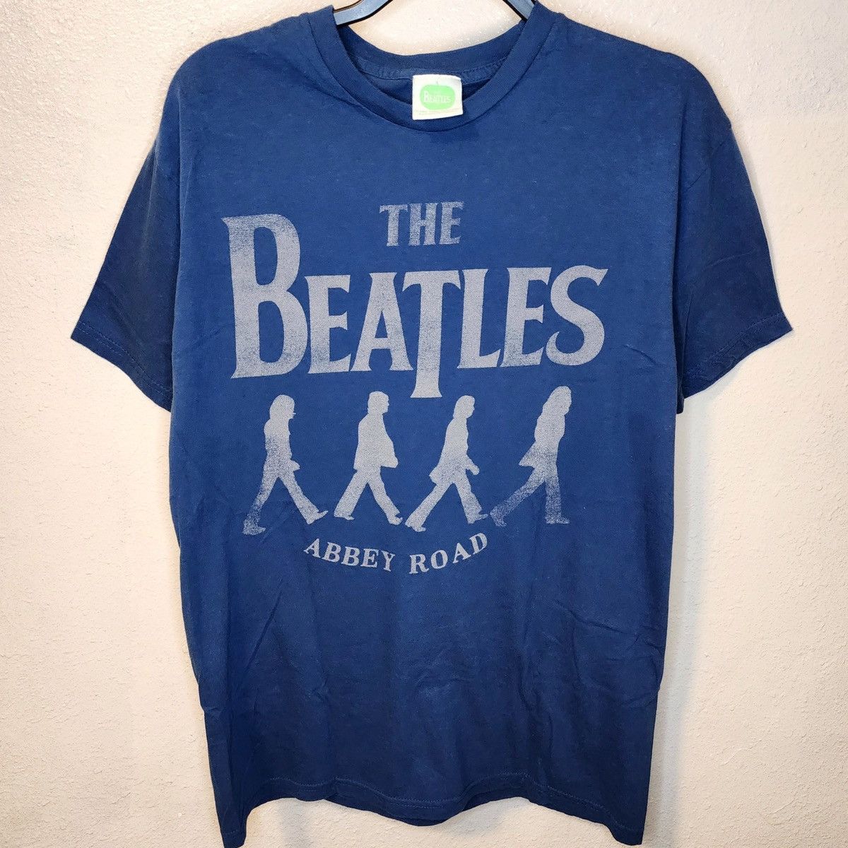 Band Tees × Rock T Shirt × Vintage Y2k 2000s Vintage The Beatles Abbey Road Album T-Shirt | Grailed