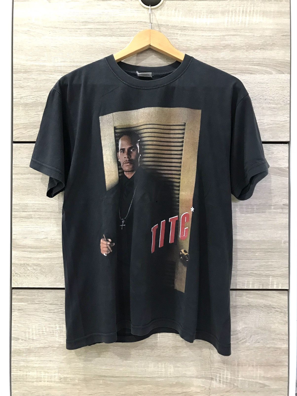 Band Tees × Rap Tees × Vintage R Kelly Trapped In The Closet T-Shirt ...