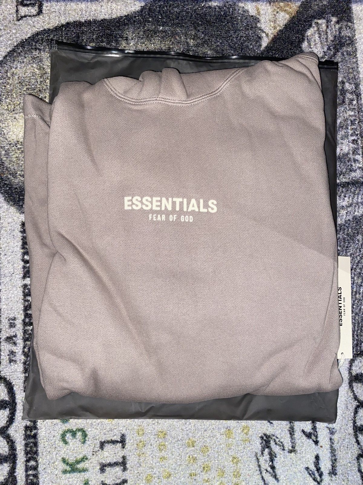 Essentials × Fear of God Fear of God Essentials Relaxed Hoodie Desert ...