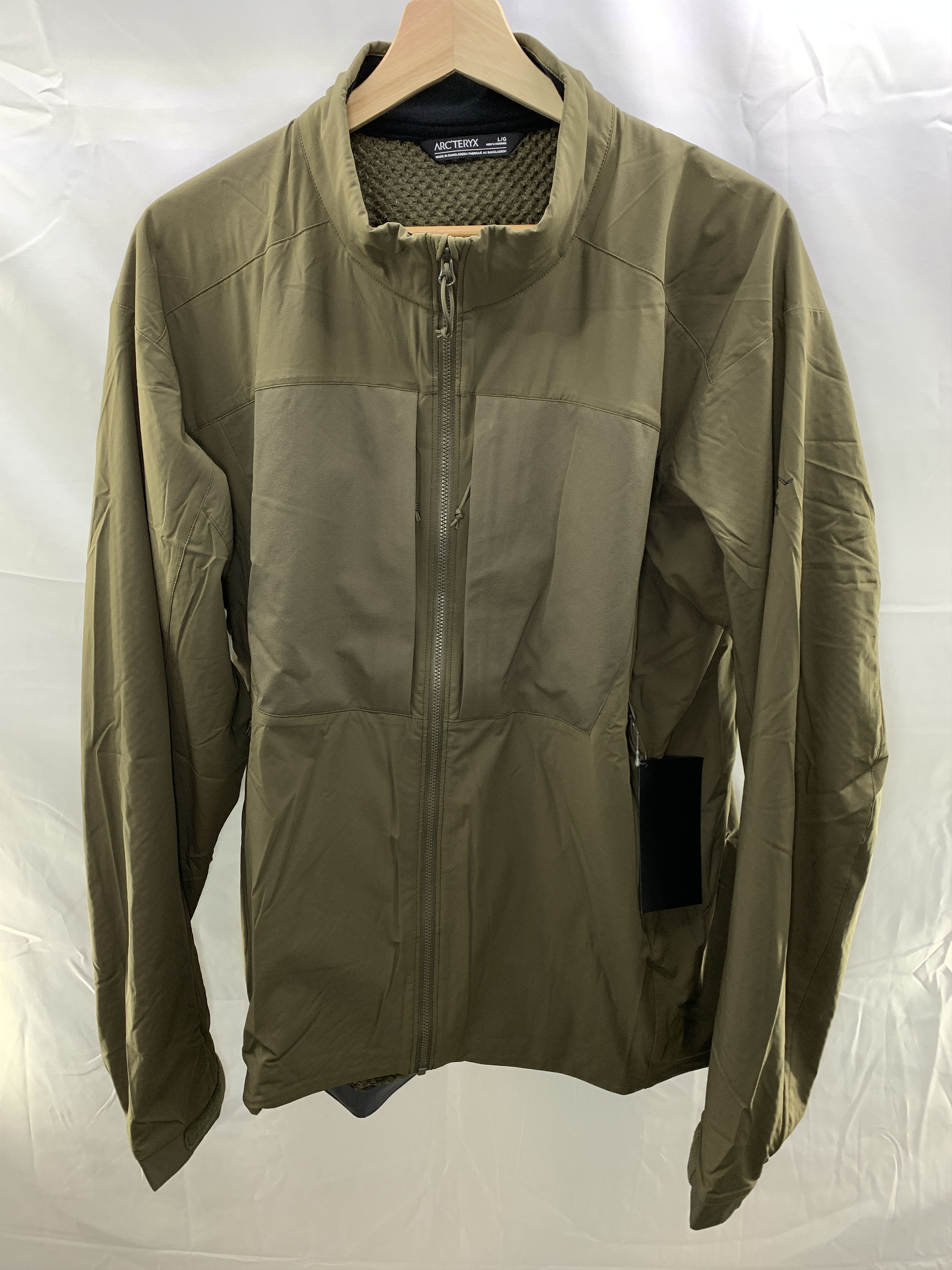 Arc'teryx ARCTERYX LEAF Practitioner AR Ranger Green Jacket Arc'teryx ARCTERYX LEAF Practitioner AR Ranger Green Jacket