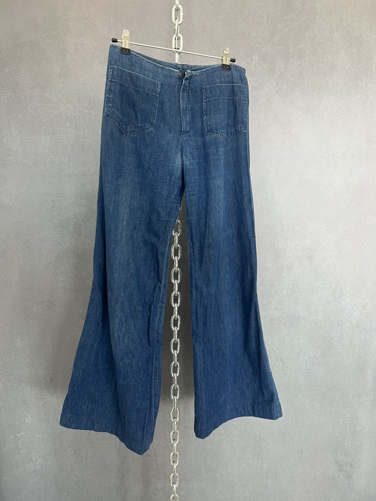 Vintage 28x29 actual 1970s hippie bell bottom denim pants. Talon zip ...