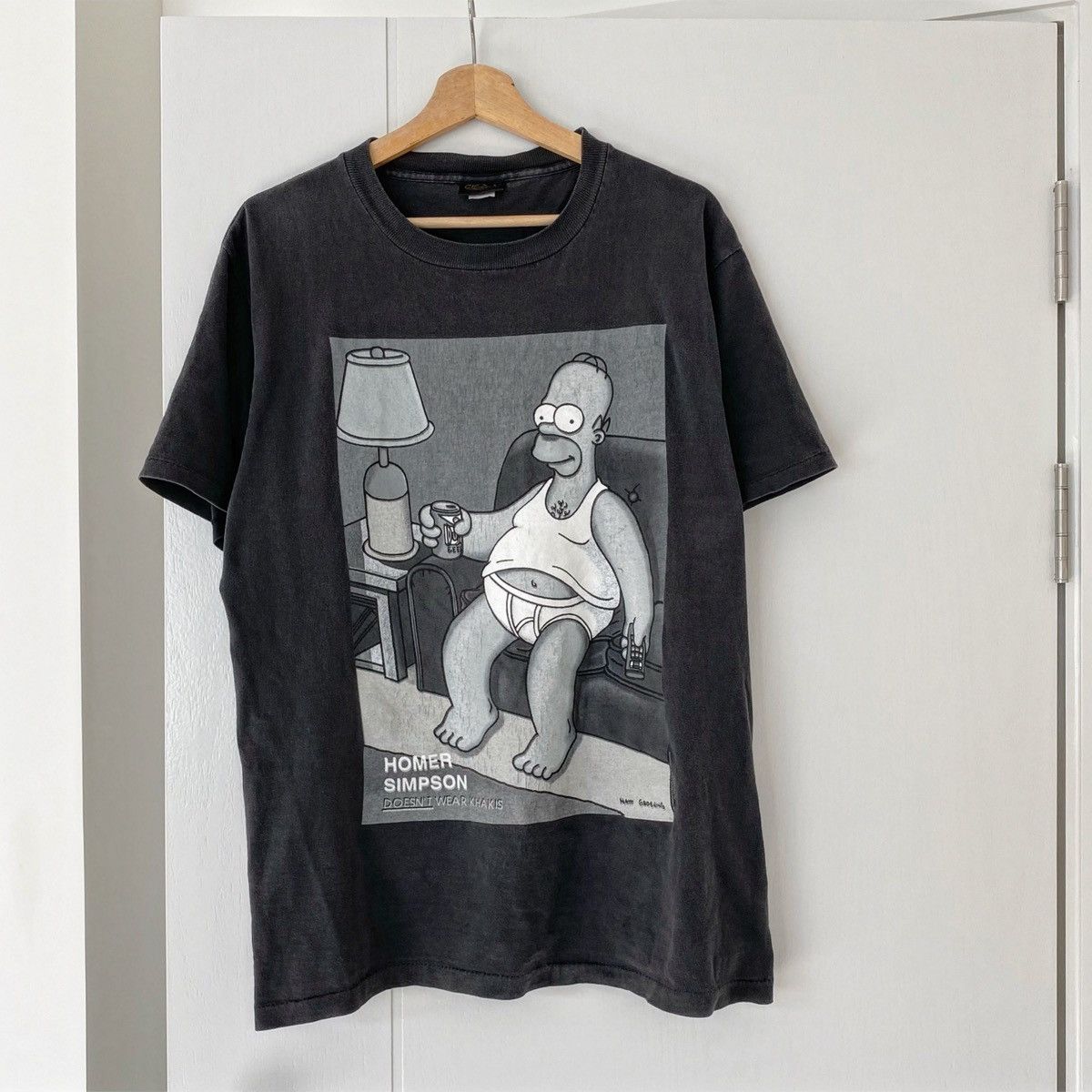 Mtv × The Simpsons × Vintage Vtg.2000s Homer Simpson - Doesn’t Wear ...