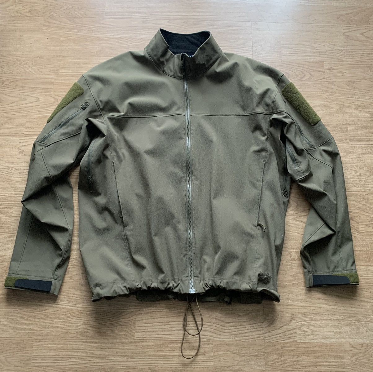 Arc'teryx Arc'teryx leaf Drac softshell jacket (Gen 1) | Grailed