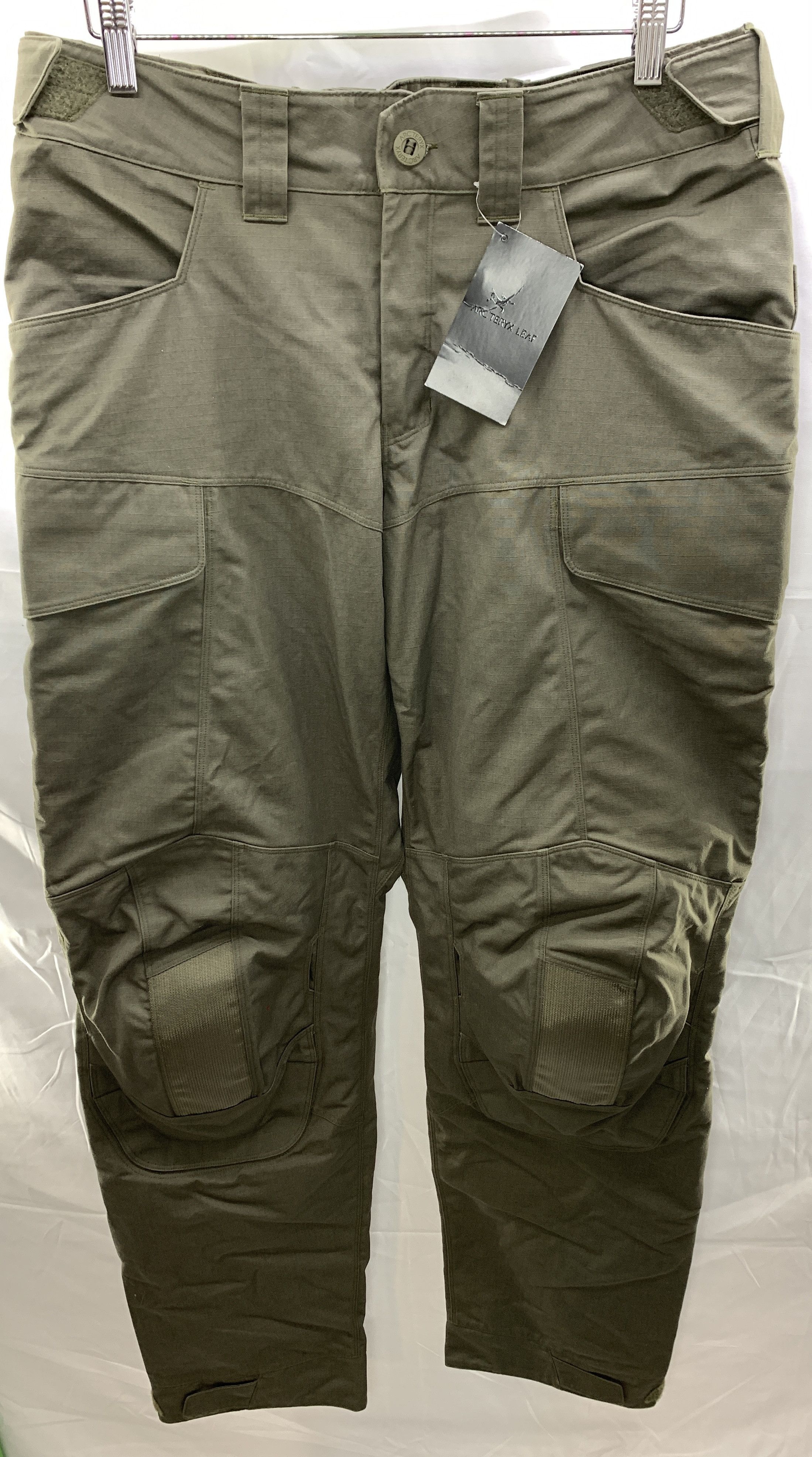 Arc'Teryx Large Tall ARCTERYX LEAF Assault AR Ranger Green Pants | Grailed