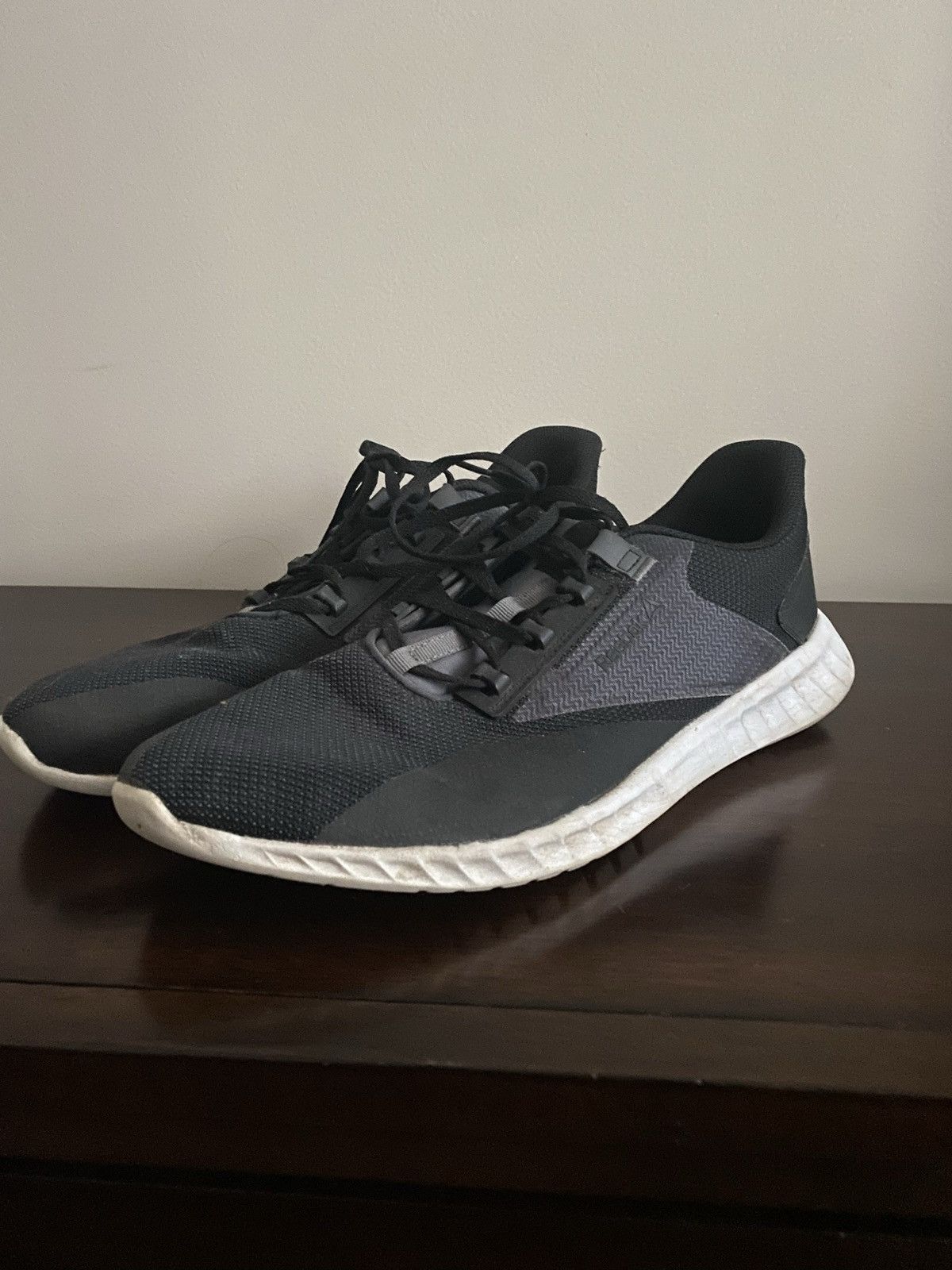 Reebok Reebok Memory Foam Sneakers | Grailed