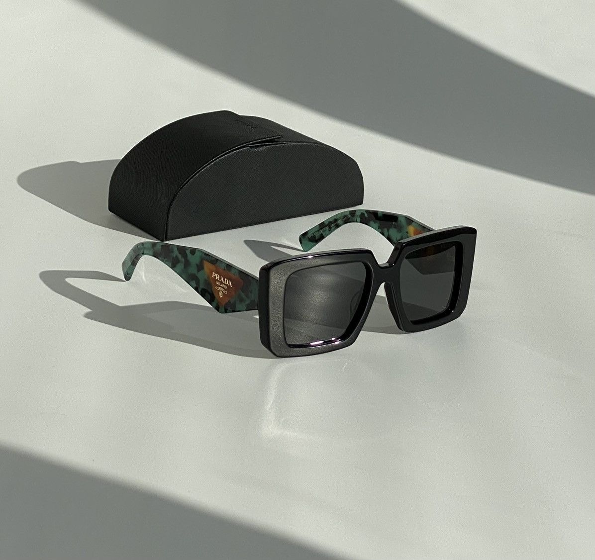 Vintage PRADA 2022 Oversized Symbole Sunglasses SPR 23Y | Grailed