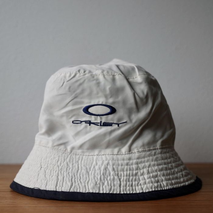 Oakley Oakley Reversible Bucket Hat | Grailed