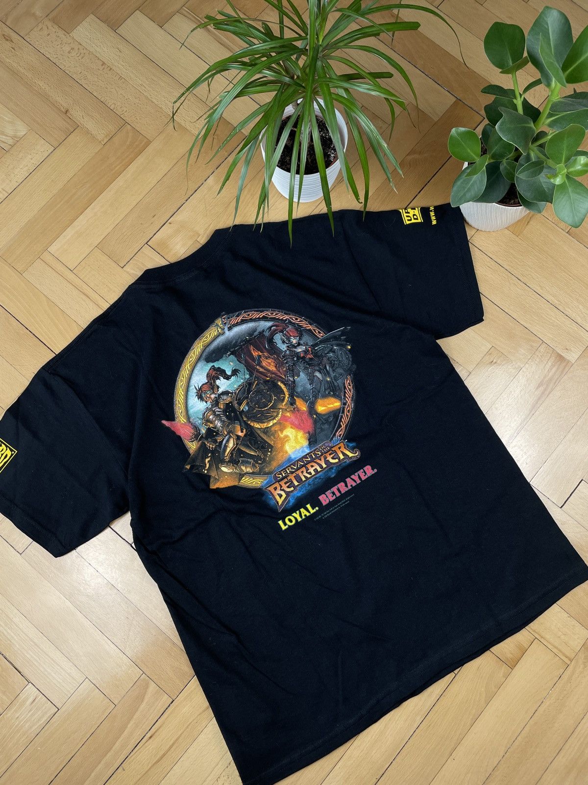 The Game × Vintage Vintage tee Warcraft Servants Of The Betrayer | Grailed