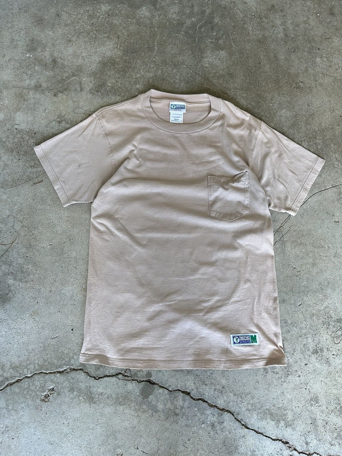 Vintage 1990s Vintage Tan Discus Pocket T Shirt Earth Tones Workwear ...