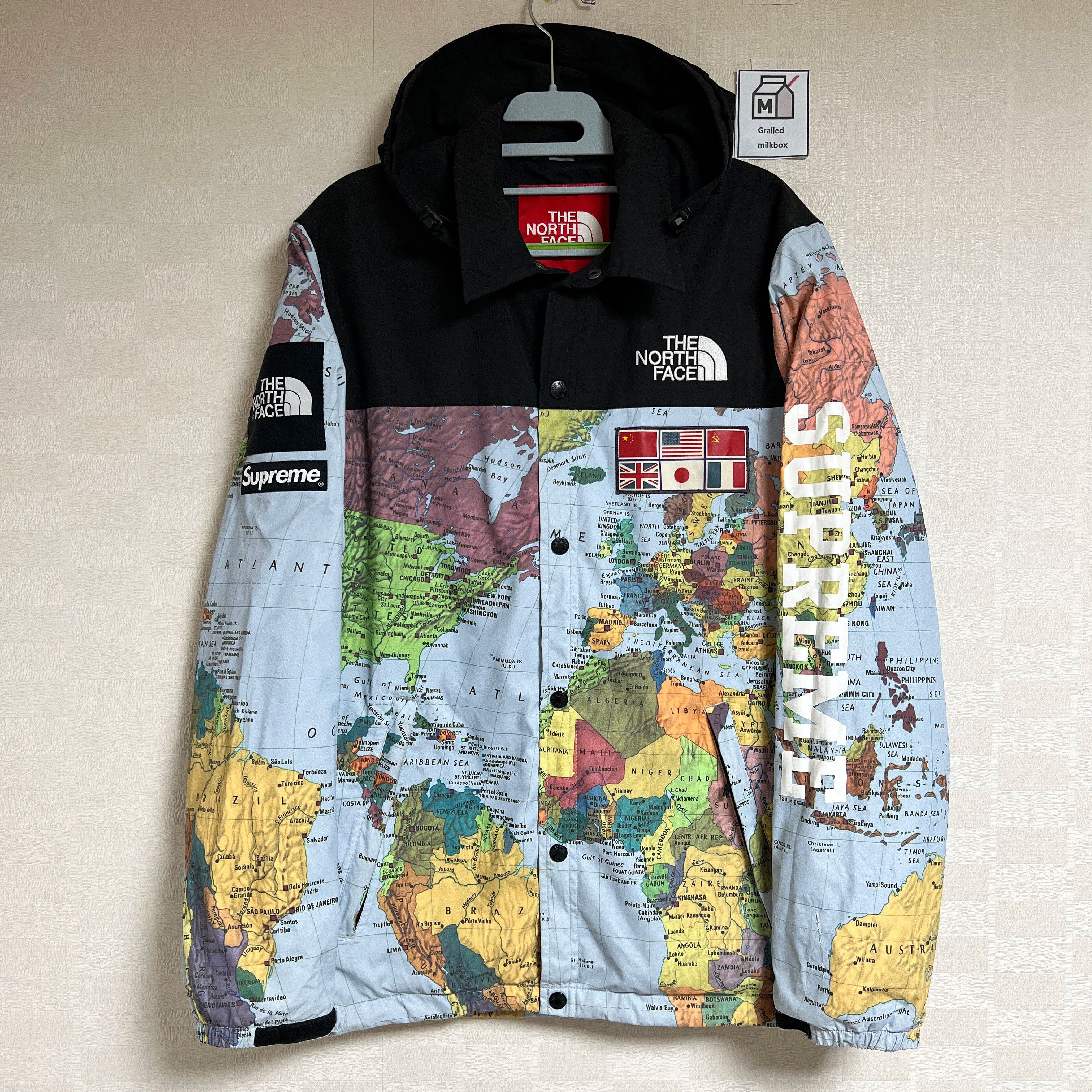 Supreme × The North Face Supreme x The North Face Expedition World Map ...