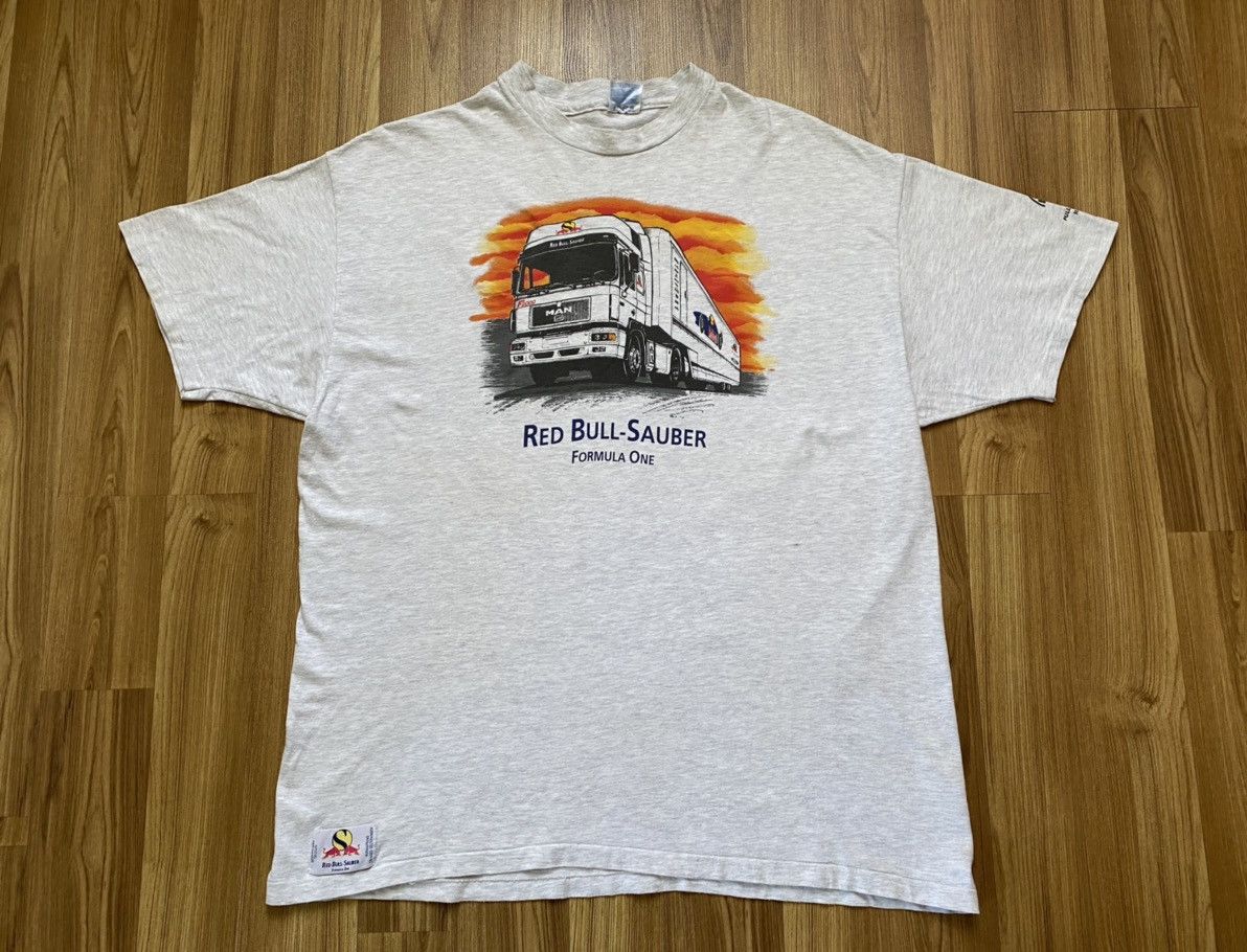 Formula 1 × Red Bull × Vintage Vintage Red Bull Sauber Petronas F1 ...