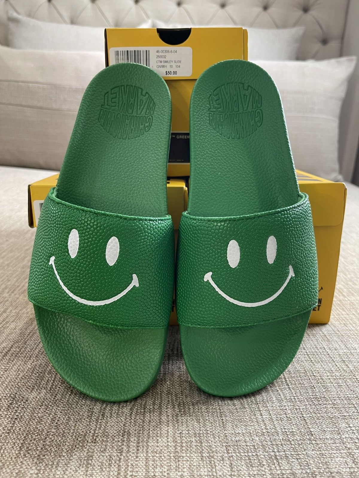 Market Chinatown Market Smiley Green White Slides | Grailed
