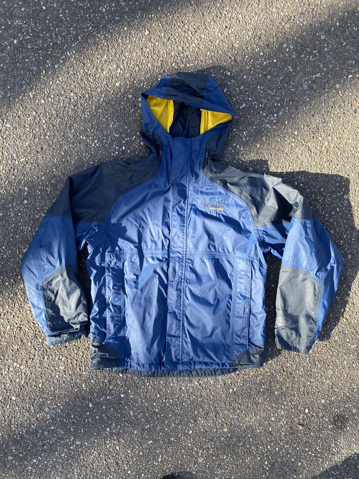 Columbia y2k columbia field gear rain jacket | Grailed