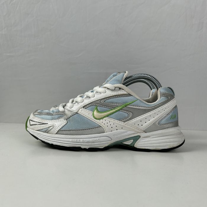 Nike Nike Vintage Running shoes 90's | Grailed