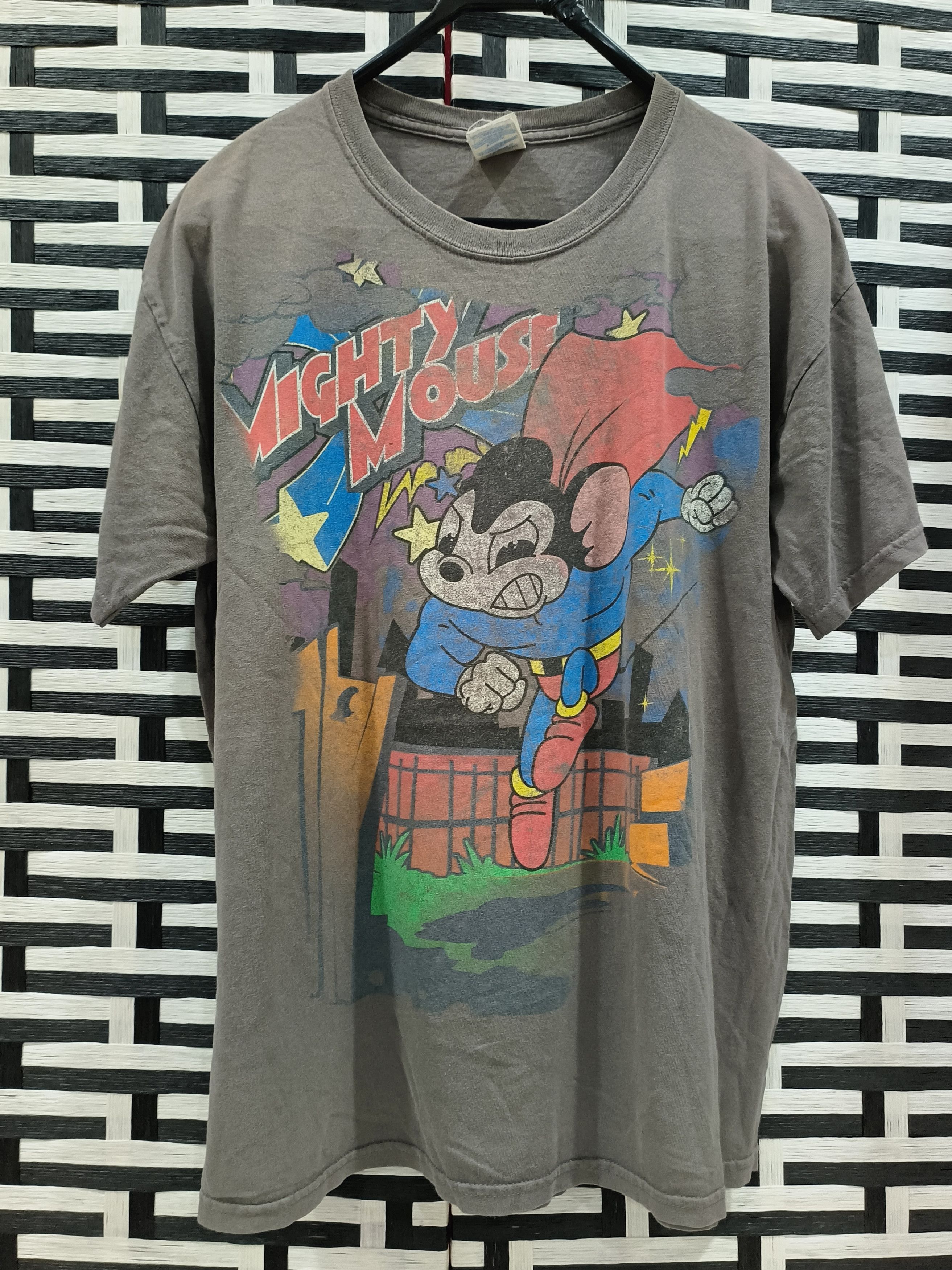 Cartoon Network Cartoon Mighty mouse Thrashed tee | Grailed