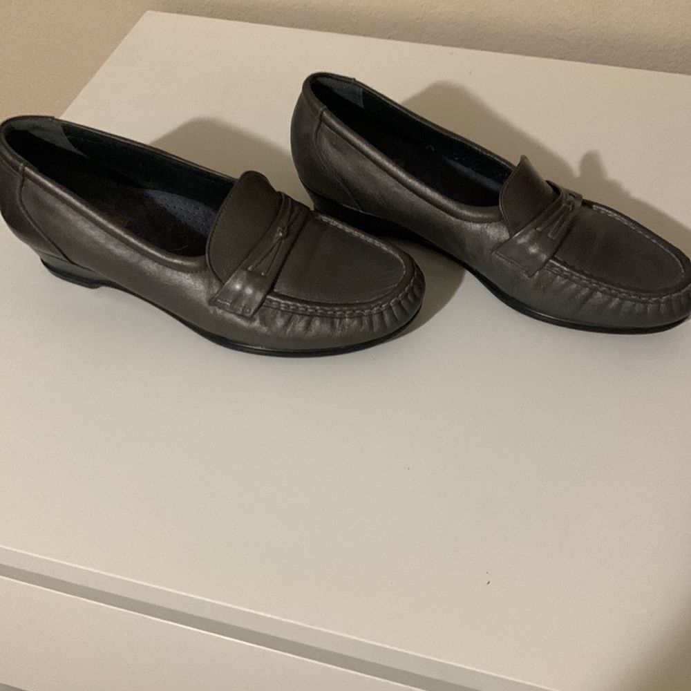 Sas SAS work shoes size 7 1/2 dark grey | Grailed