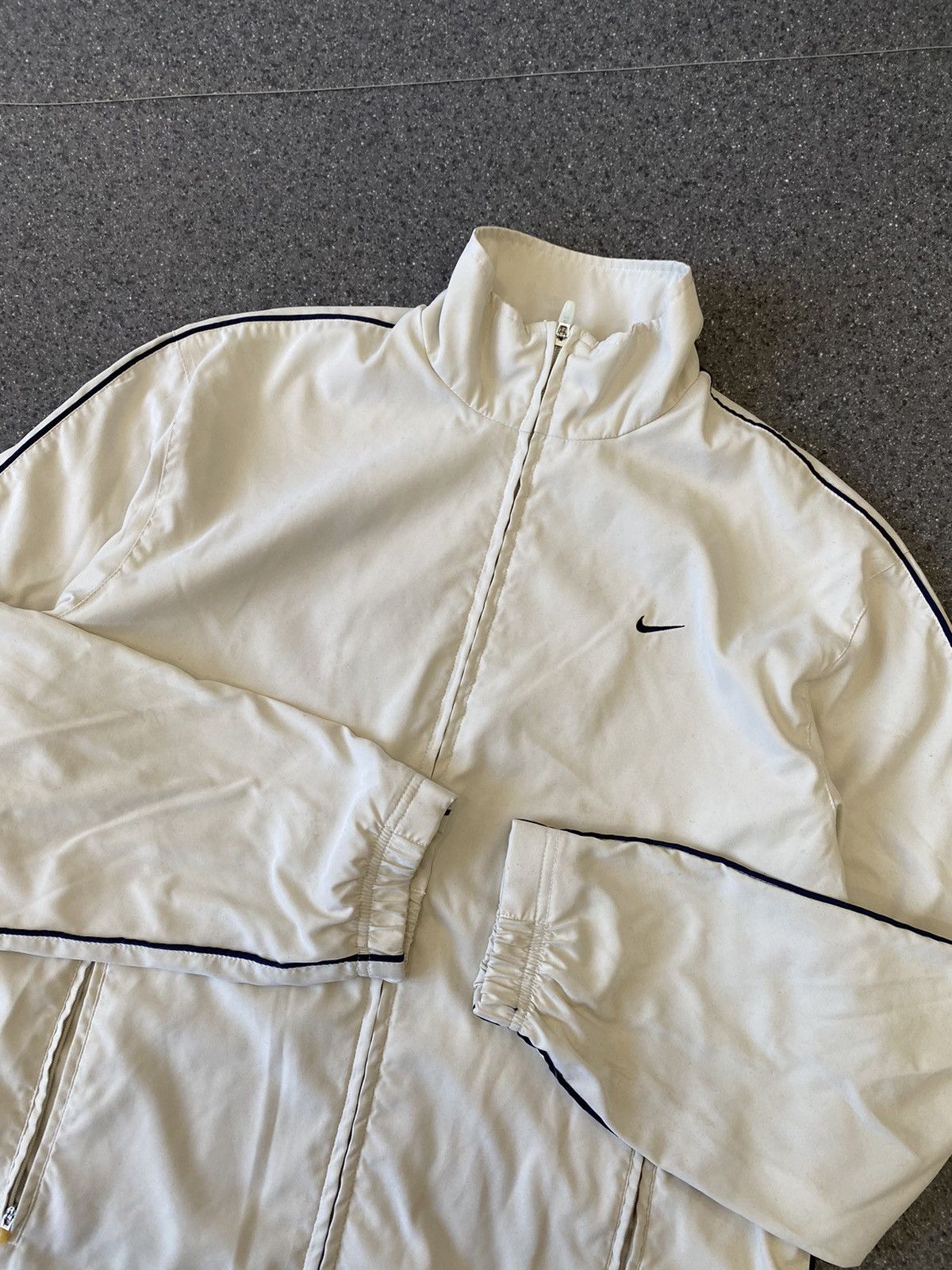 Nike Vintage Nike Mini Swoosh Cream Zip Jacket | Grailed