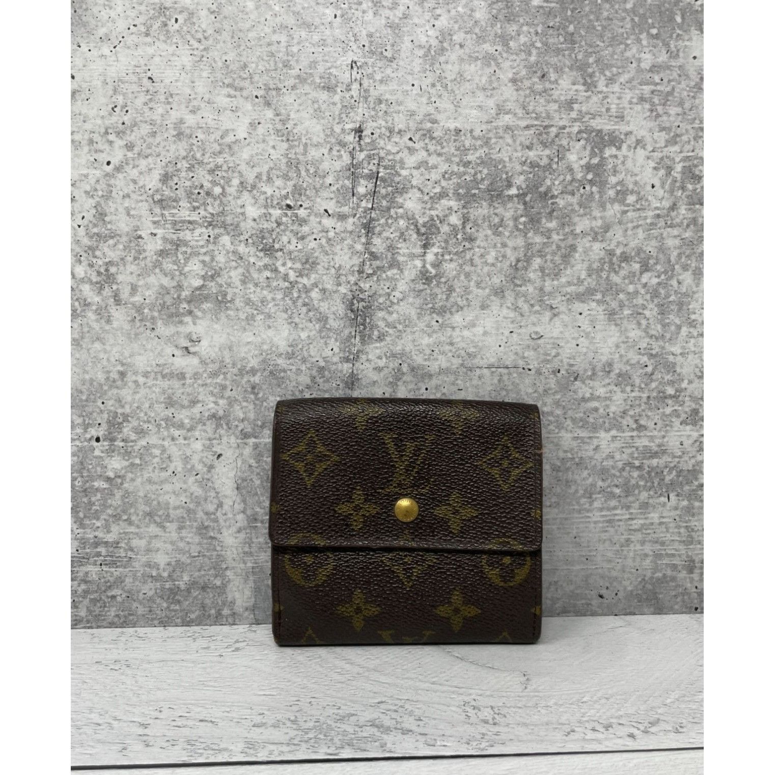 Louis Vuitton Louis Vuitton Monogram Compact Wallet | Grailed