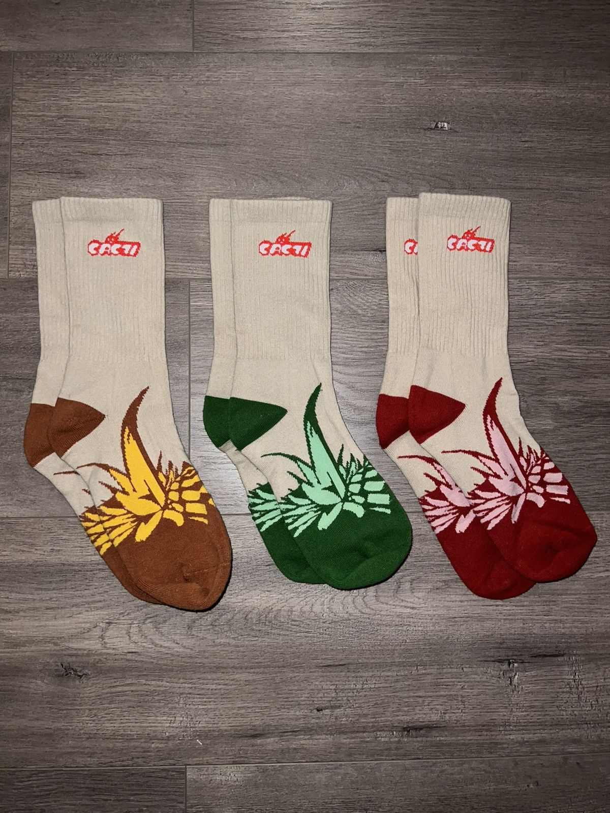 Travis Scott Cacti Agave Socks Pack of 3 | Grailed