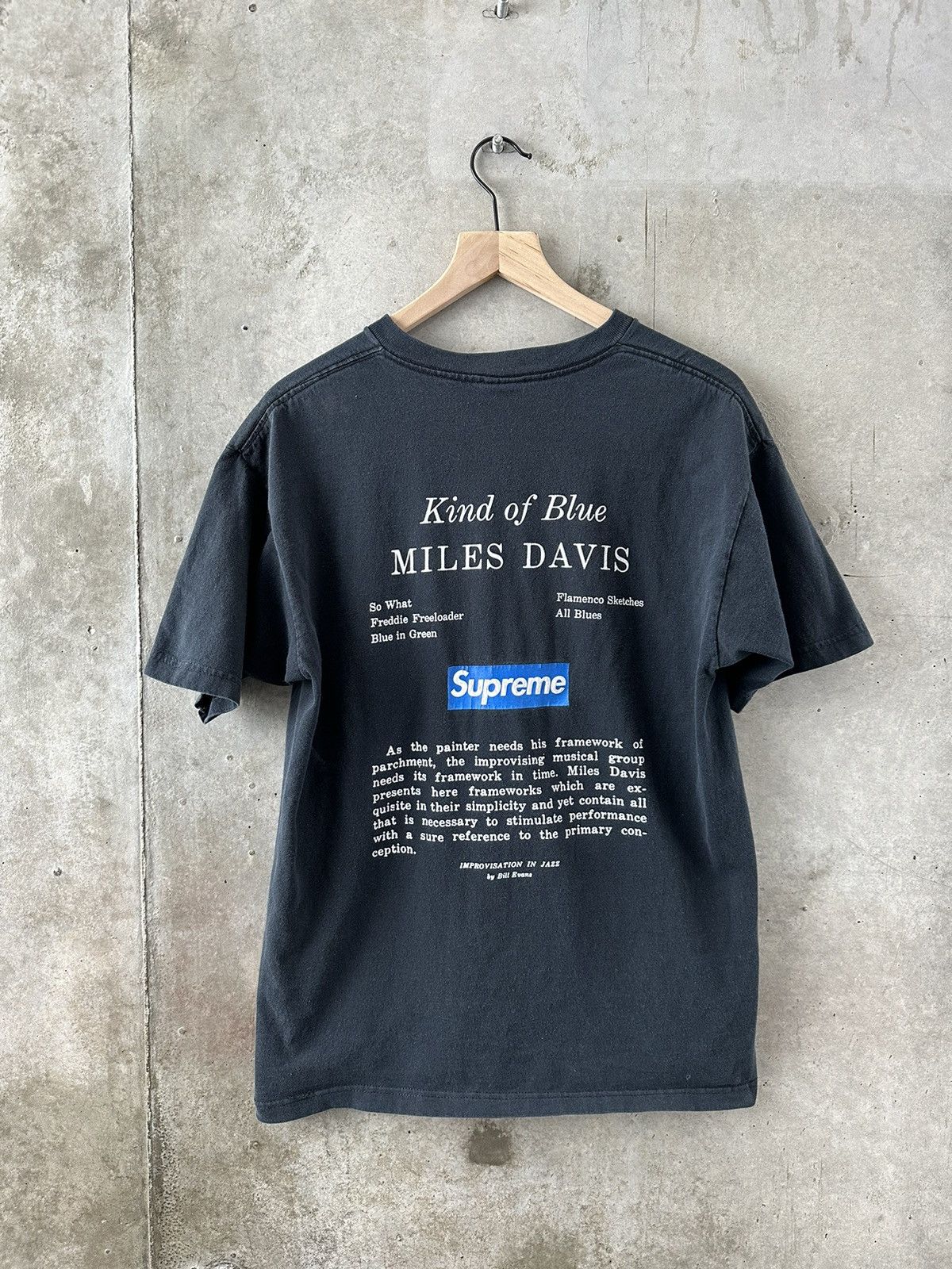 Supreme × Vintage Supreme x Miles Davis FW08 Blue Box Logo Tee Black Large | Grailed