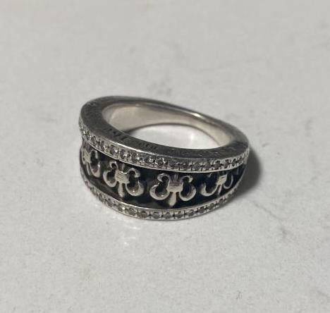 Chrome Hearts Diamond Fleur De Lis V Band Ring | Grailed