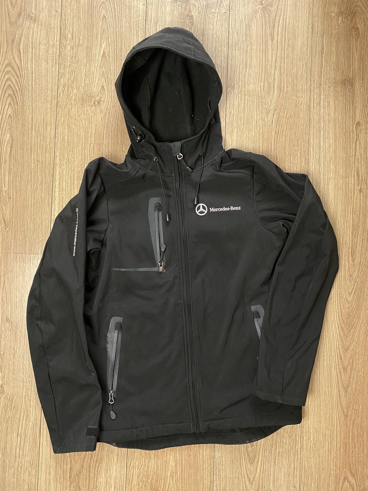 Mercedes Benz × Streetwear Soft shell Mercedes Benz Jacket Water Proof ...