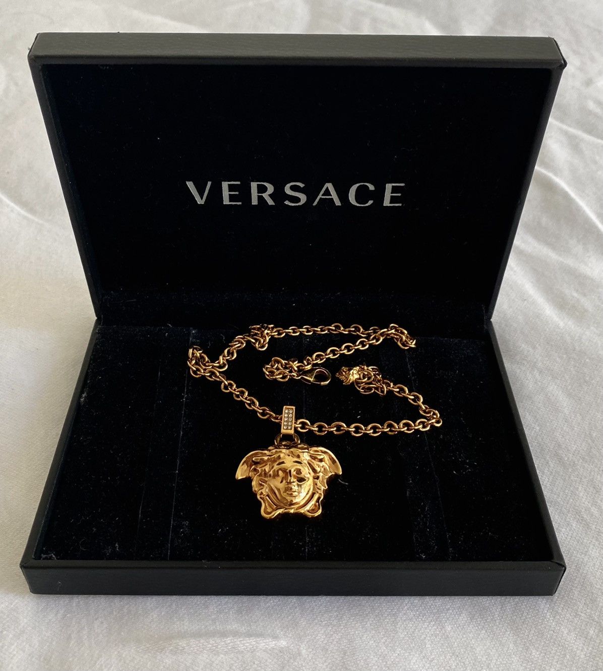 Luxury × Versace Versace SS21 Medusa gold chain necklace | Grailed