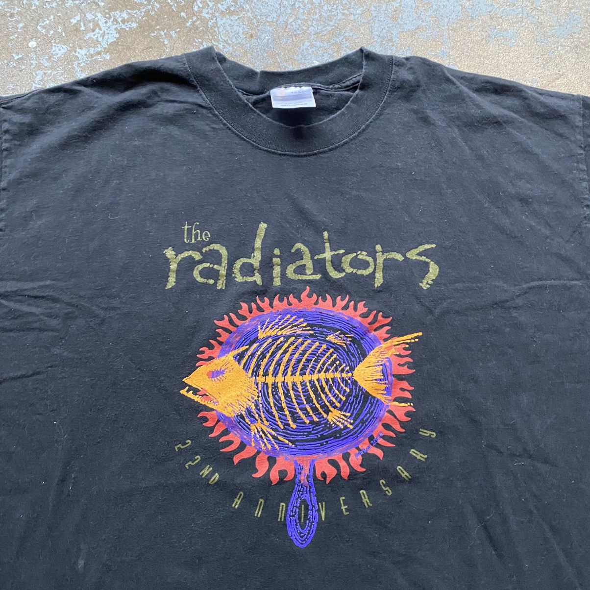 Band Tees × Vintage Vintage 2000 The Radiators Tee | Grailed