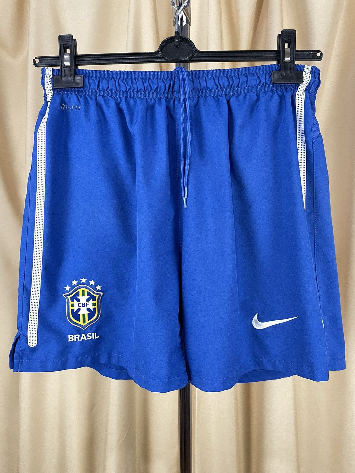 Nike × Vintage 🔥Nike Brazil soccer football shorts L size Embroidered ...