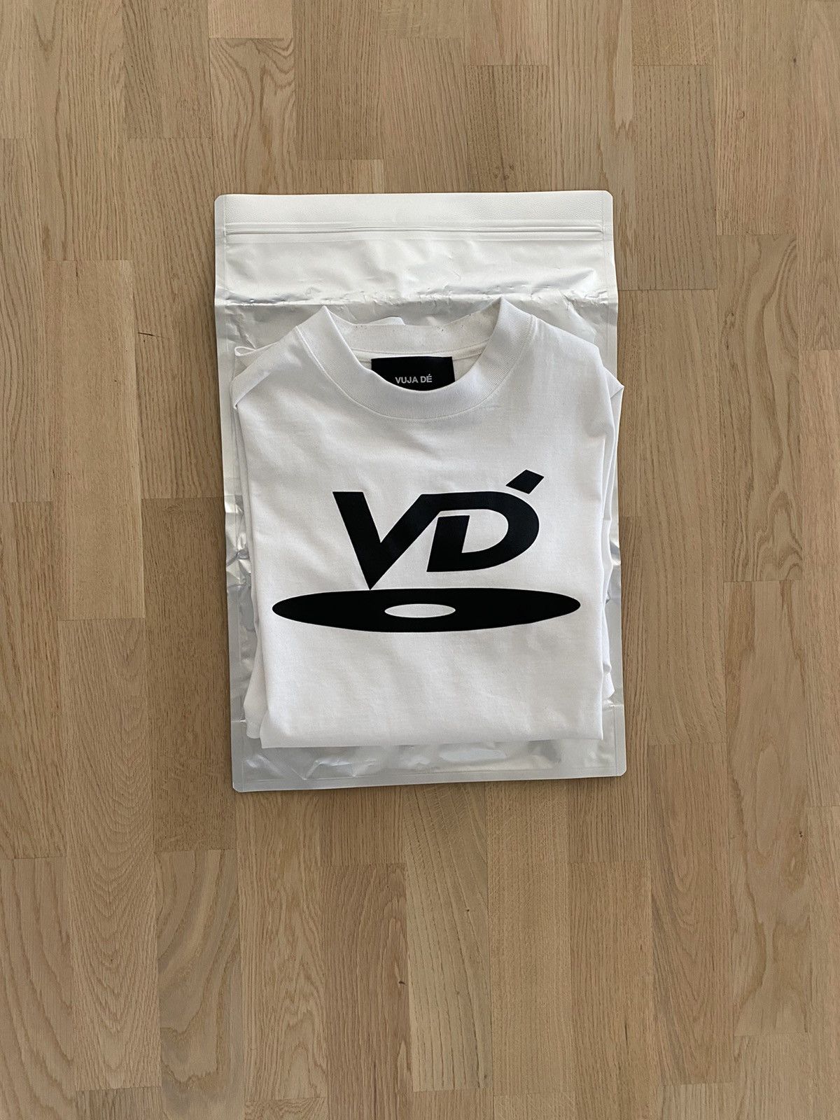 Vuja De Vuja Dé VD LOGO T-SHIRT (White) | Grailed