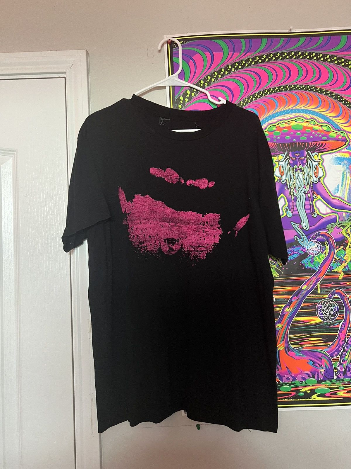 Actual Hate × Ken Carson Ken Carson pink teen x tee Miami pop up ...