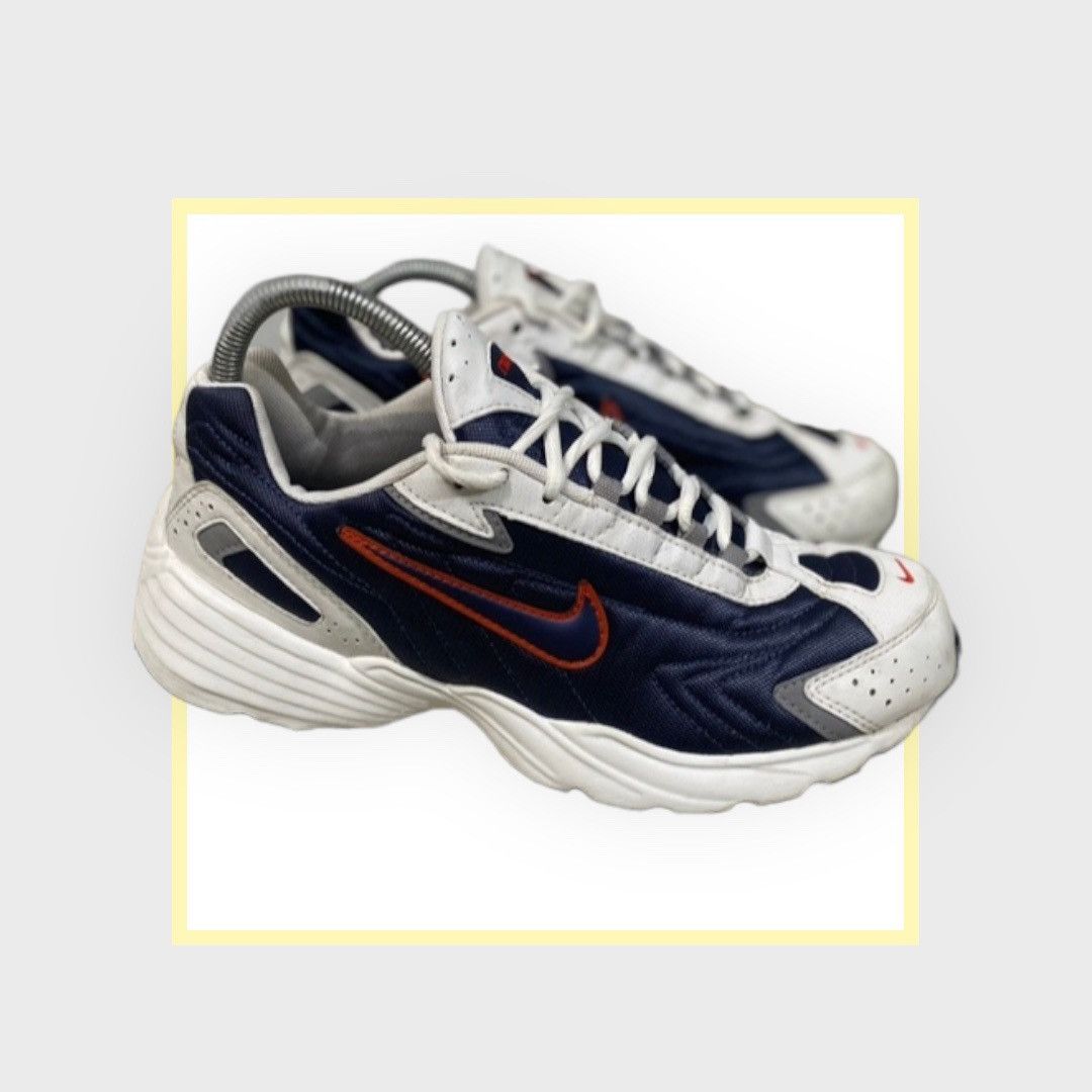 Nike × Streetwear × Vintage Vintage 2002 Nike Daddy Shoes Swoosh White ...