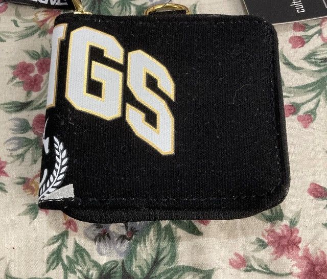 Designer × Streetwear Culture kings wallet | Grailed