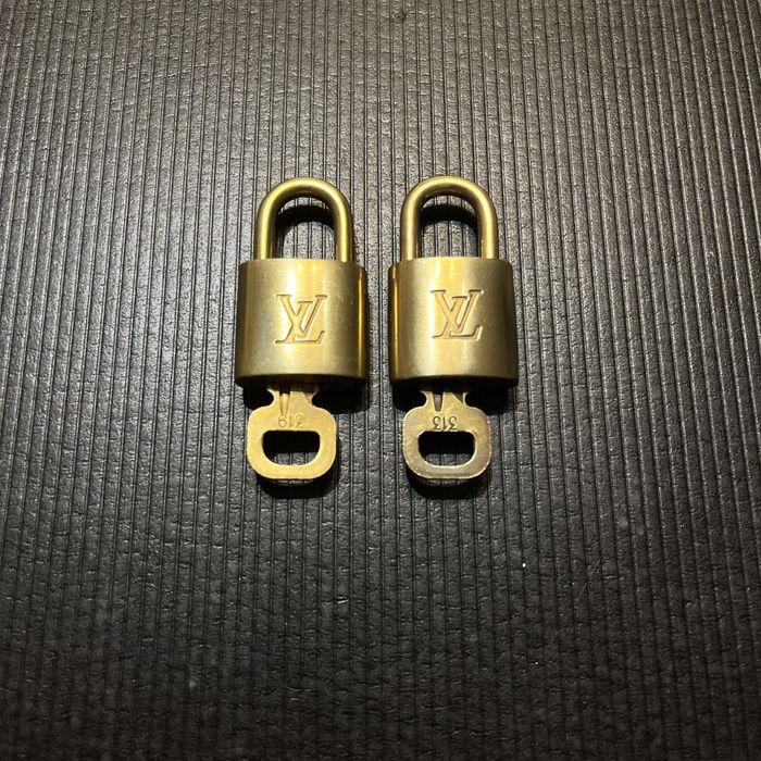 Louis Vuitton Vintage Louis Vuitton Lock Padlock #135-136 | Grailed